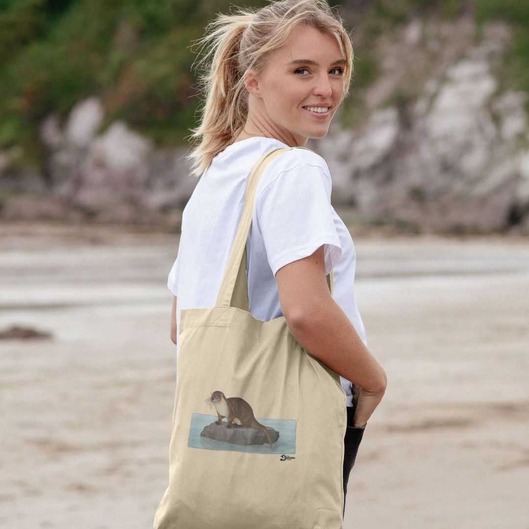 Eurasian Otter Tote Bag | The Wildlife Trusts Shop