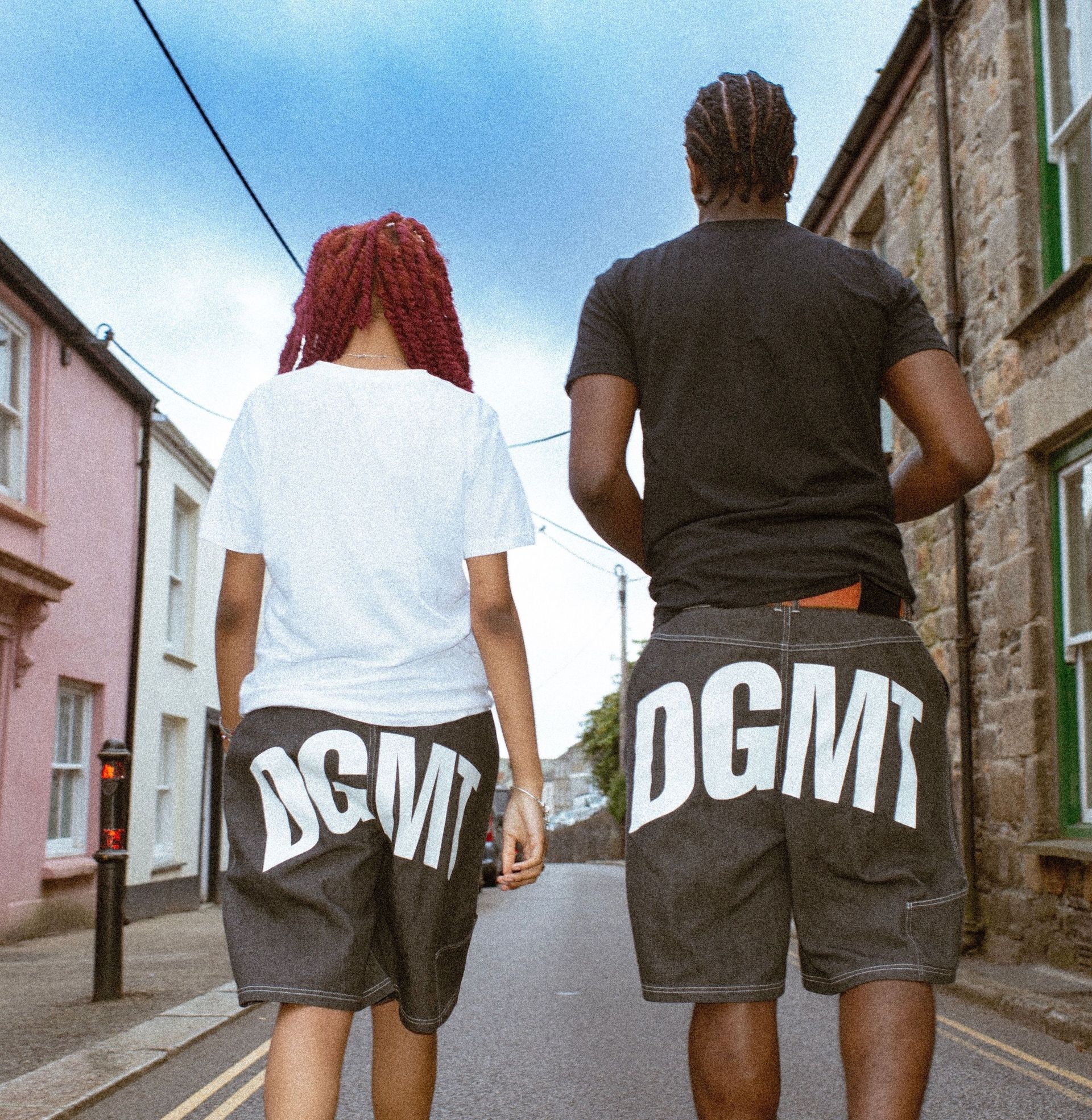 DEGUISEMENT Official Site