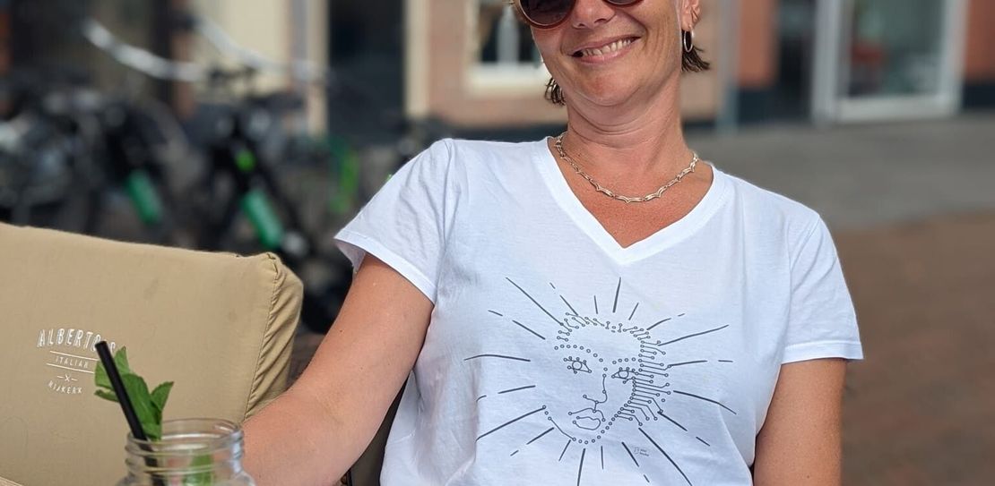 Empower Women and Girls in Tech with Our Tech-Design T-Shirts ...