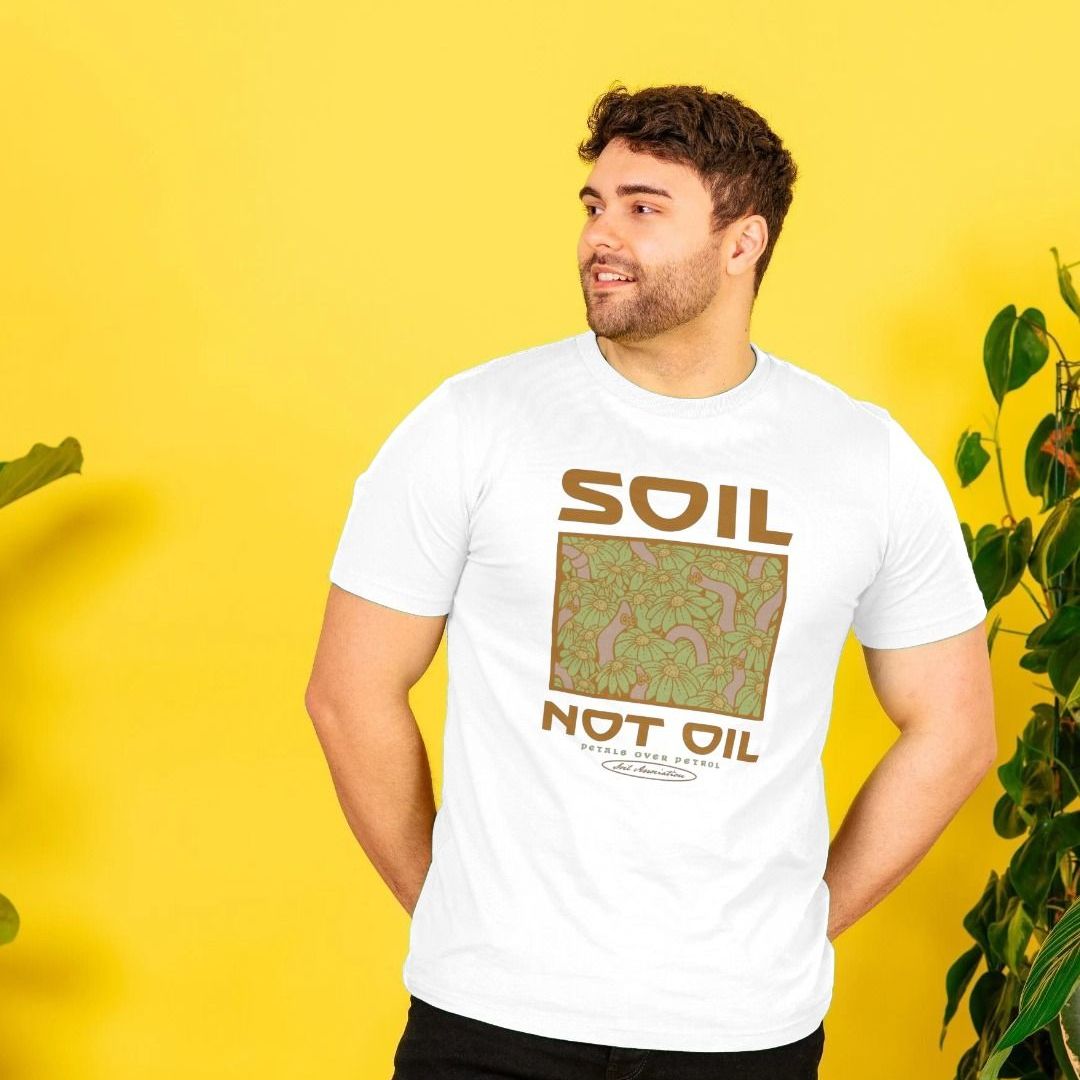 Soil Not Oil relaxed fit tee