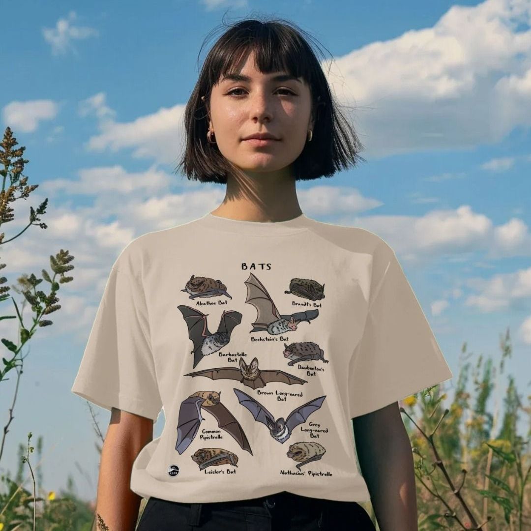 Women's British Bats Oversized T-shirt