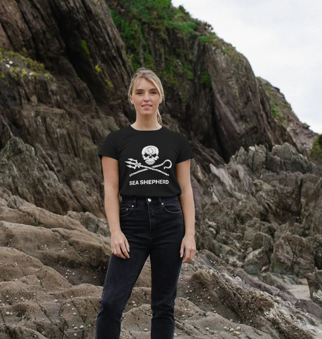 Jolly Roger Tee | Official Sea Shepherd Merchandise